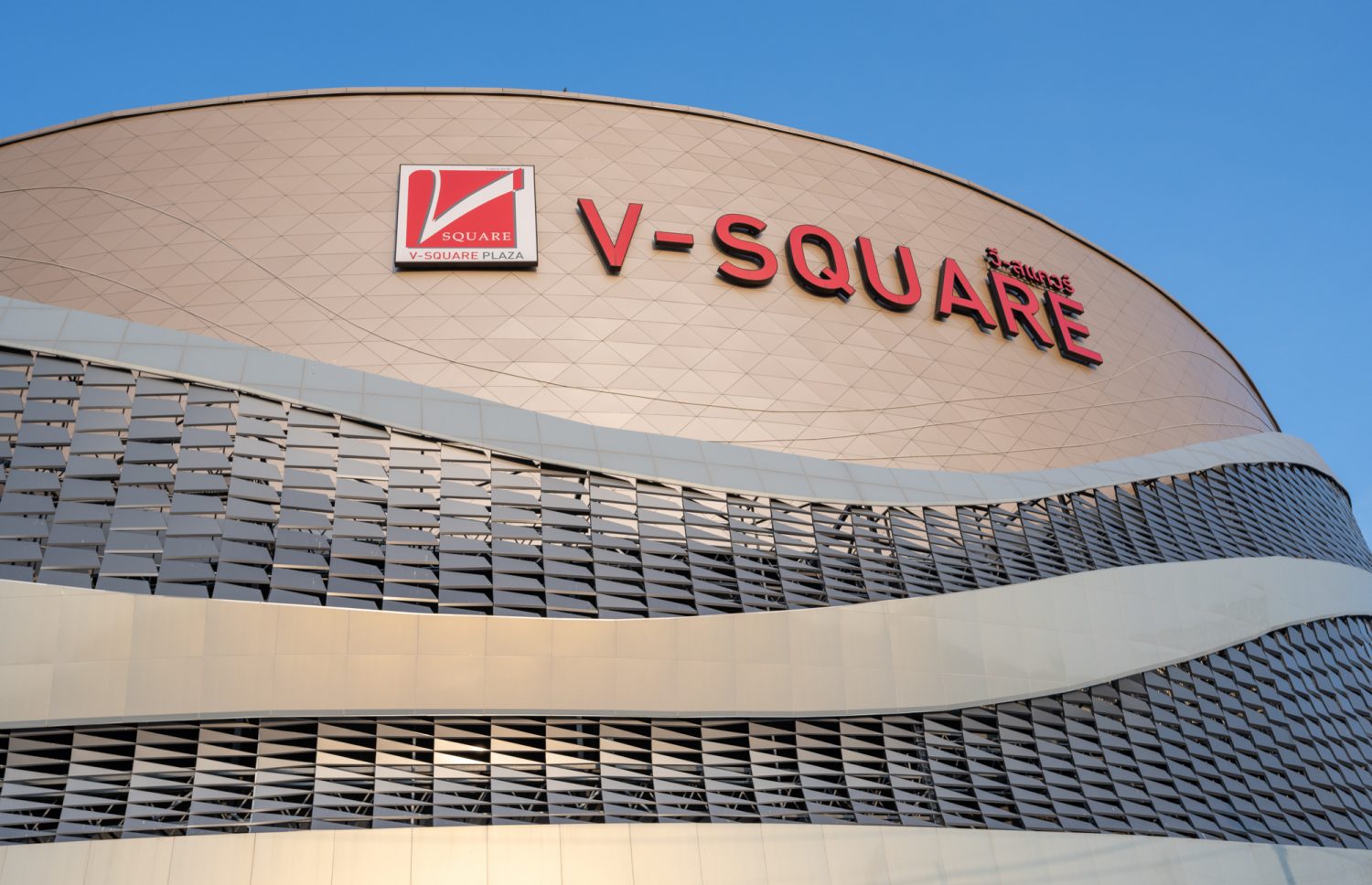 V SQUARE PLAZA