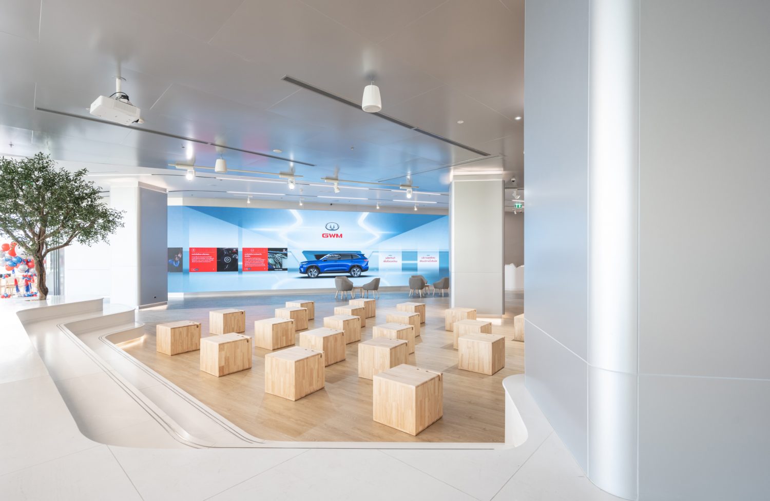 GWM EXPERIENCE CENTER